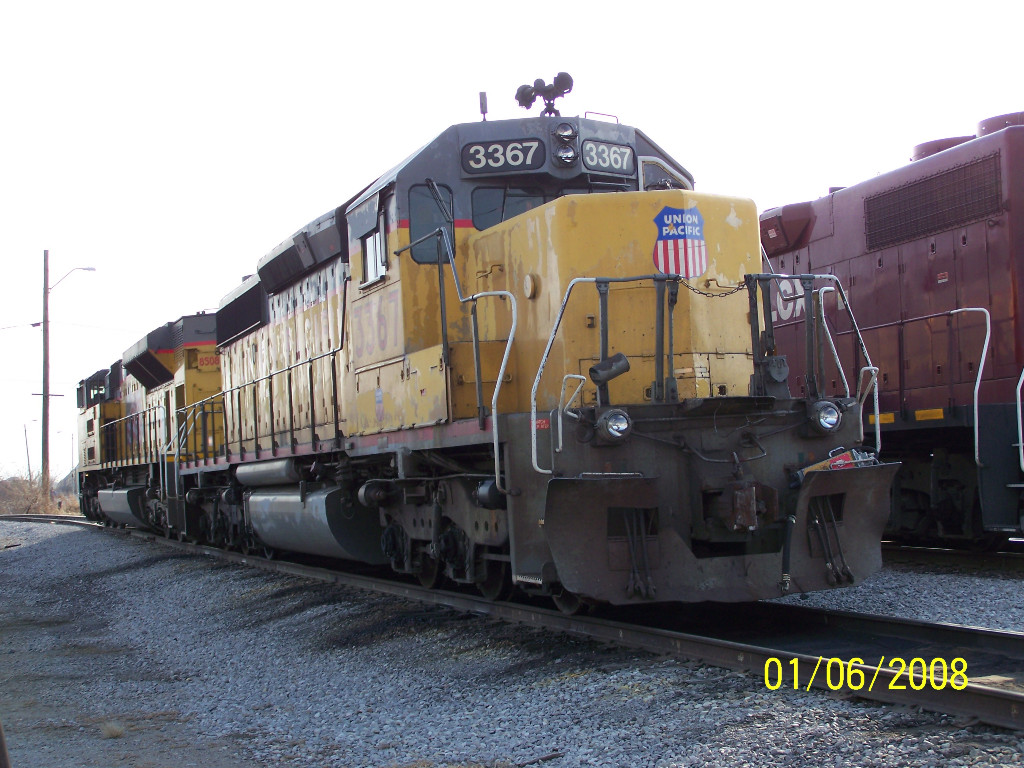 UP SD40-2 3367